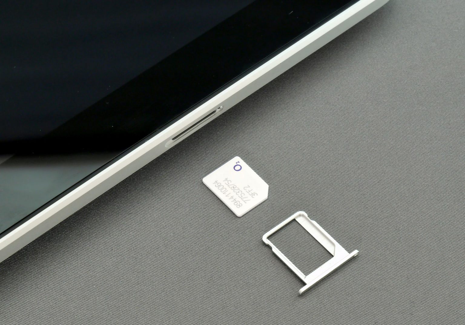Do Tablets Have Sim Cards? - Tablet Zoo